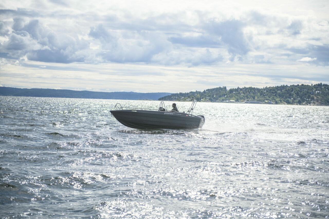 Environmentally friendly antI-fouling paint – Pioner Boats